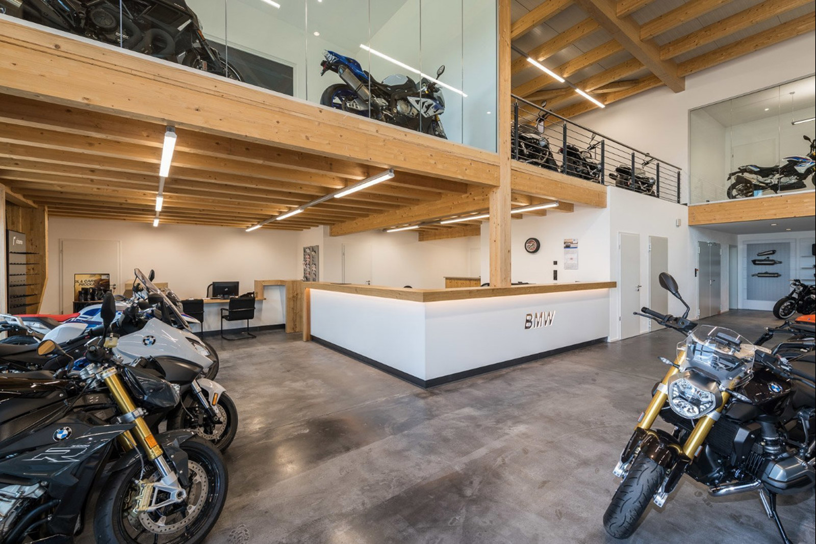 BMW MARTIN OY-MITTELBERG